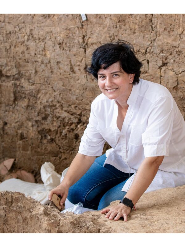 Julia Mayo – Cientificas Actuales – SENACYT